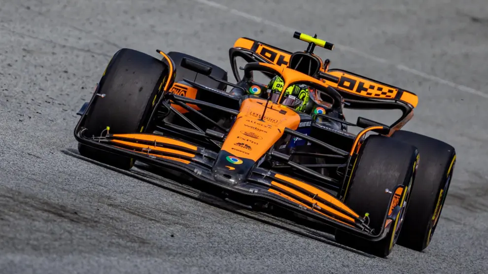 Lando Norris marca el mejor tiempo de los primeros libres en Silverstone; Fernando Alonso y ...