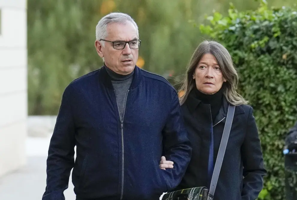 Foto: Jordi Hereu | Familiares y amigos de Isak Andic dan su último ...