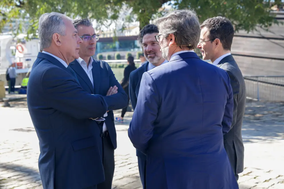 Foto: fotografo: Jose Gonzalez[[[PREVISIONES 20M]]] tema: Aniversario ...