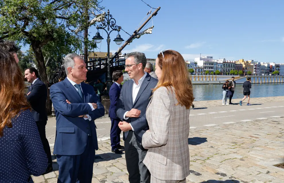 Foto: fotografo: Jose Gonzalez[[[PREVISIONES 20M]]] tema: Aniversario ...