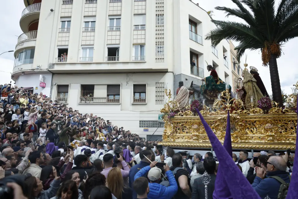 Foto: Estación de penitencia en Sevilla | Semana Santa 2025: las fotos ...