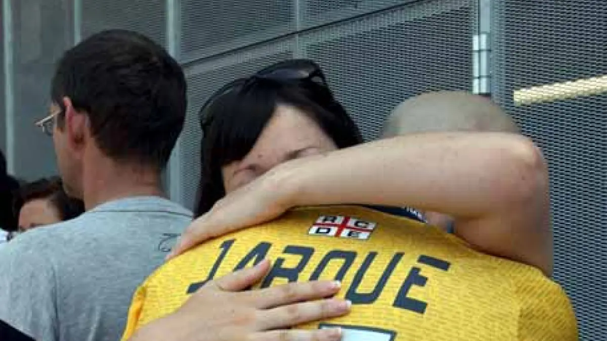 Fotos: Fotos: Muere Daniel Jarque, jugador del Espanyol | Imágenes ...