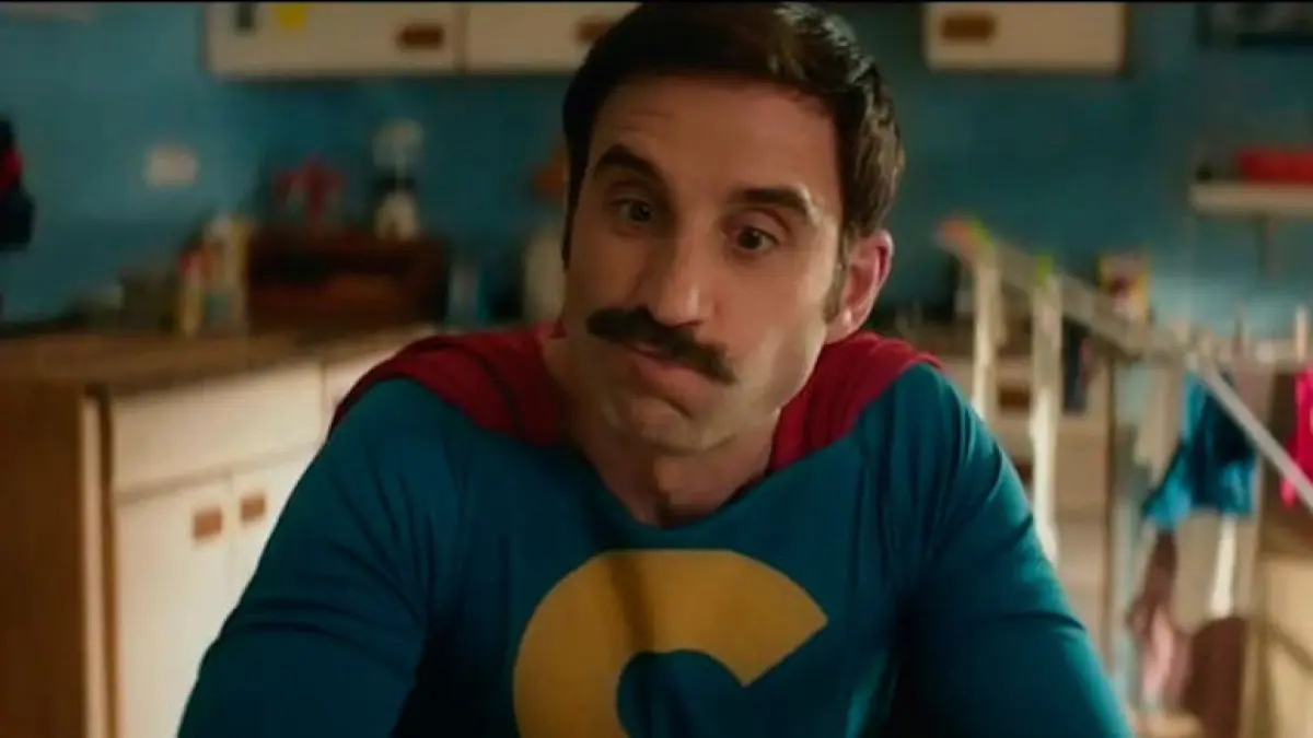 'Superlópez': Nuevo avance con el origen de Superlópez