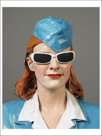 La artista Boo Ritson pinta sobre la piel y la ropa de sus retratados