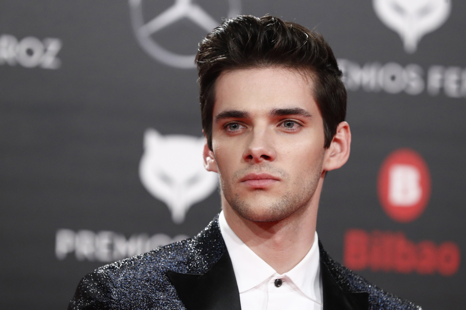 Álvaro Rico sorprende a sus fans con su nueva faceta como cantante