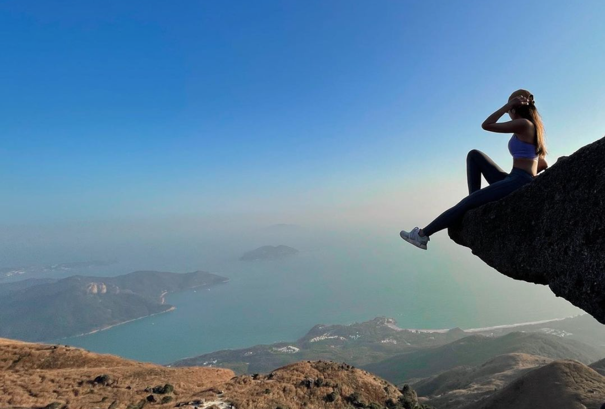 Muere una 'influencer' tras hacerse un 'selfie' al borde de una cascada