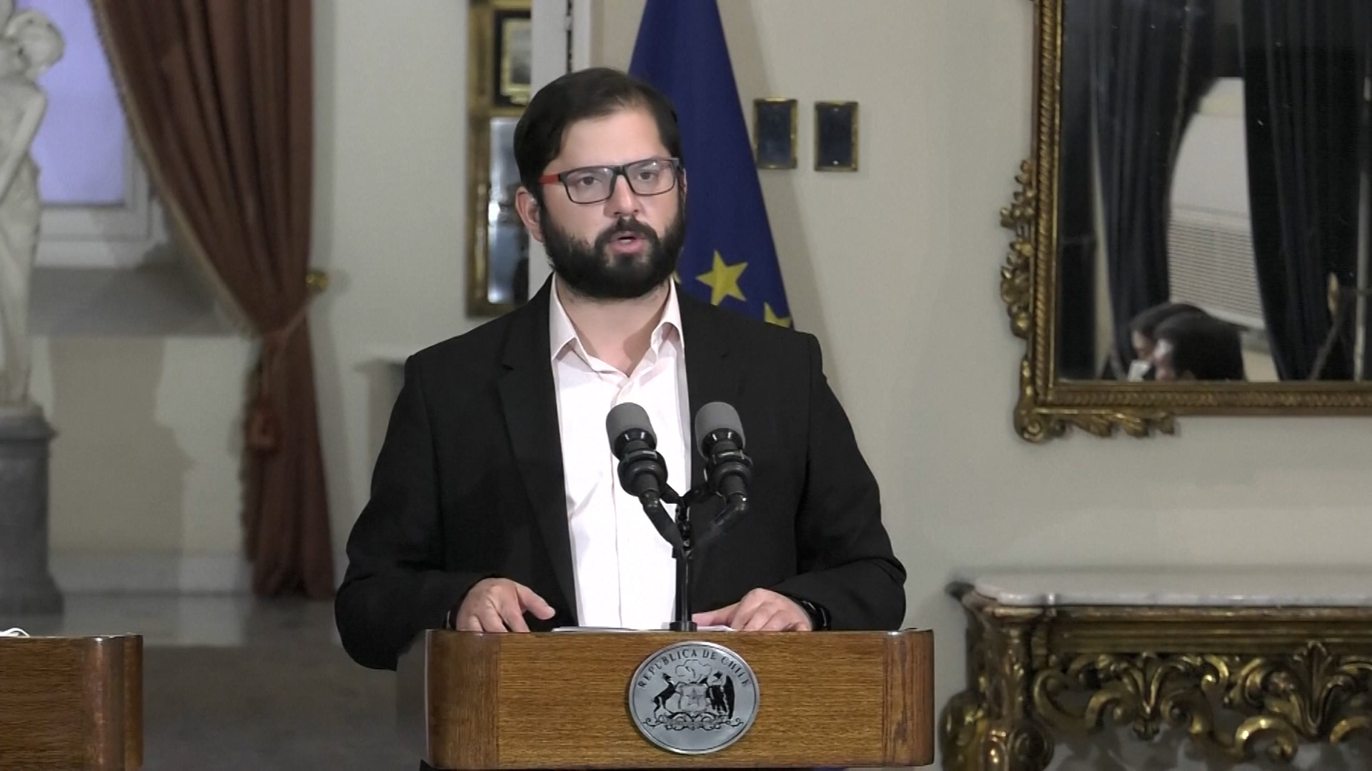 La Asociación Mundial de Periódicos y Editores condena los ataques de Gabriel Boric a la prensa ...