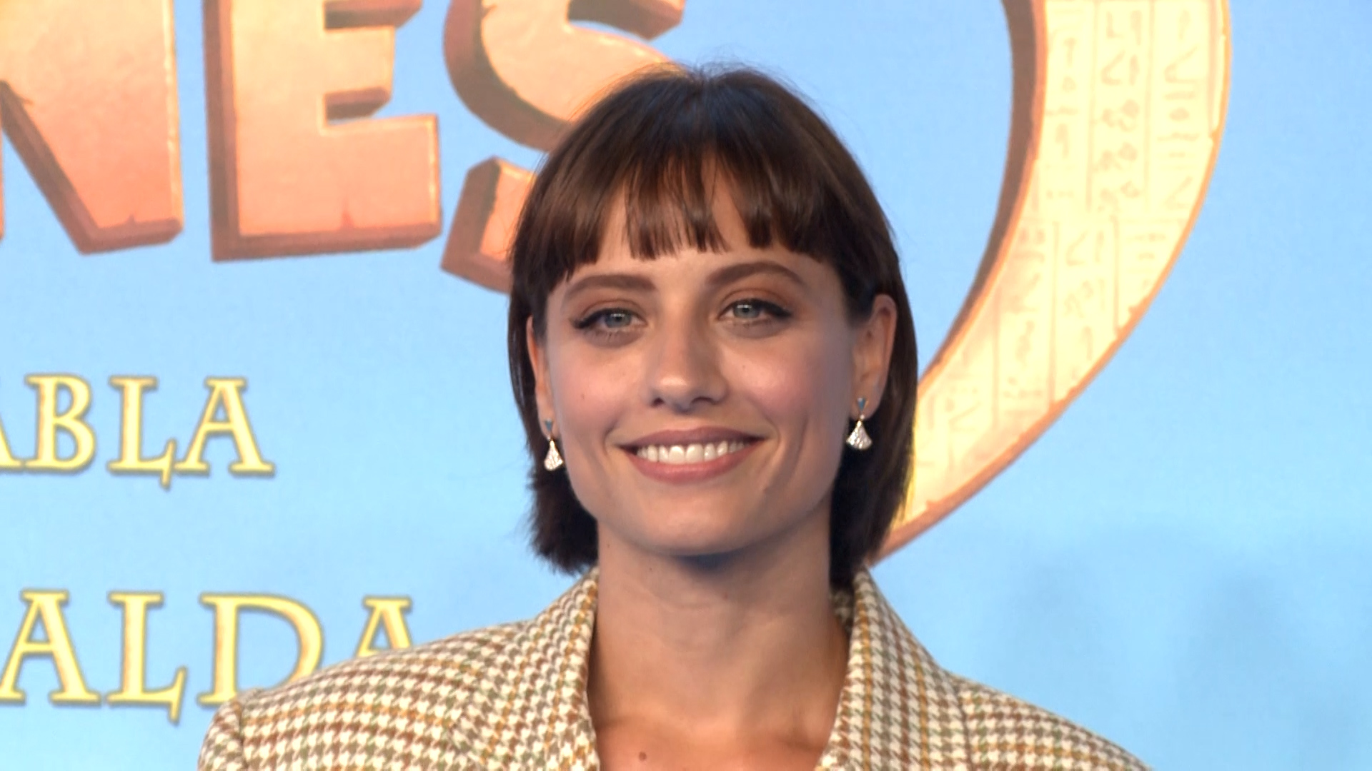 Flequillo recto extra corto: cómo llevar el nuevo look de Blanca Suárez ...