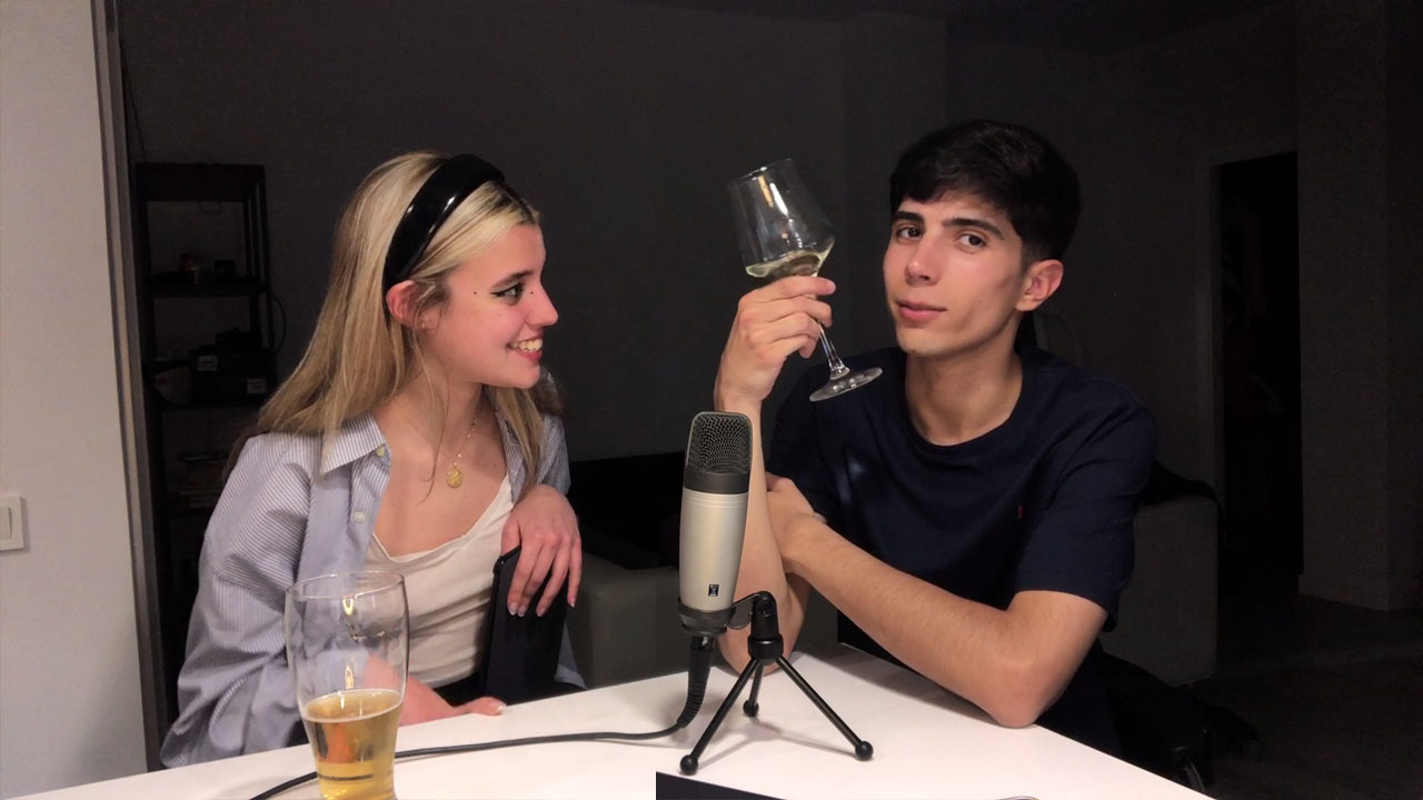 Pedro Sánchez acepta la propuesta de 'La pija y la quinqui' de acudir a ...