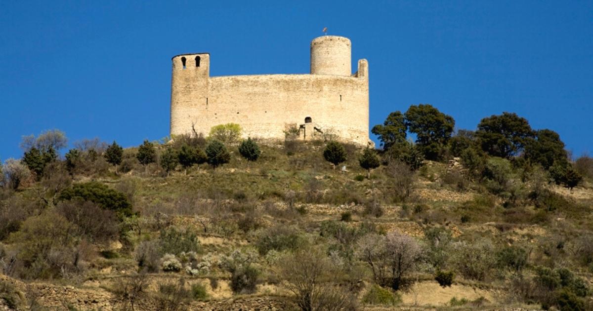 El castillo español que tiene forma de barco