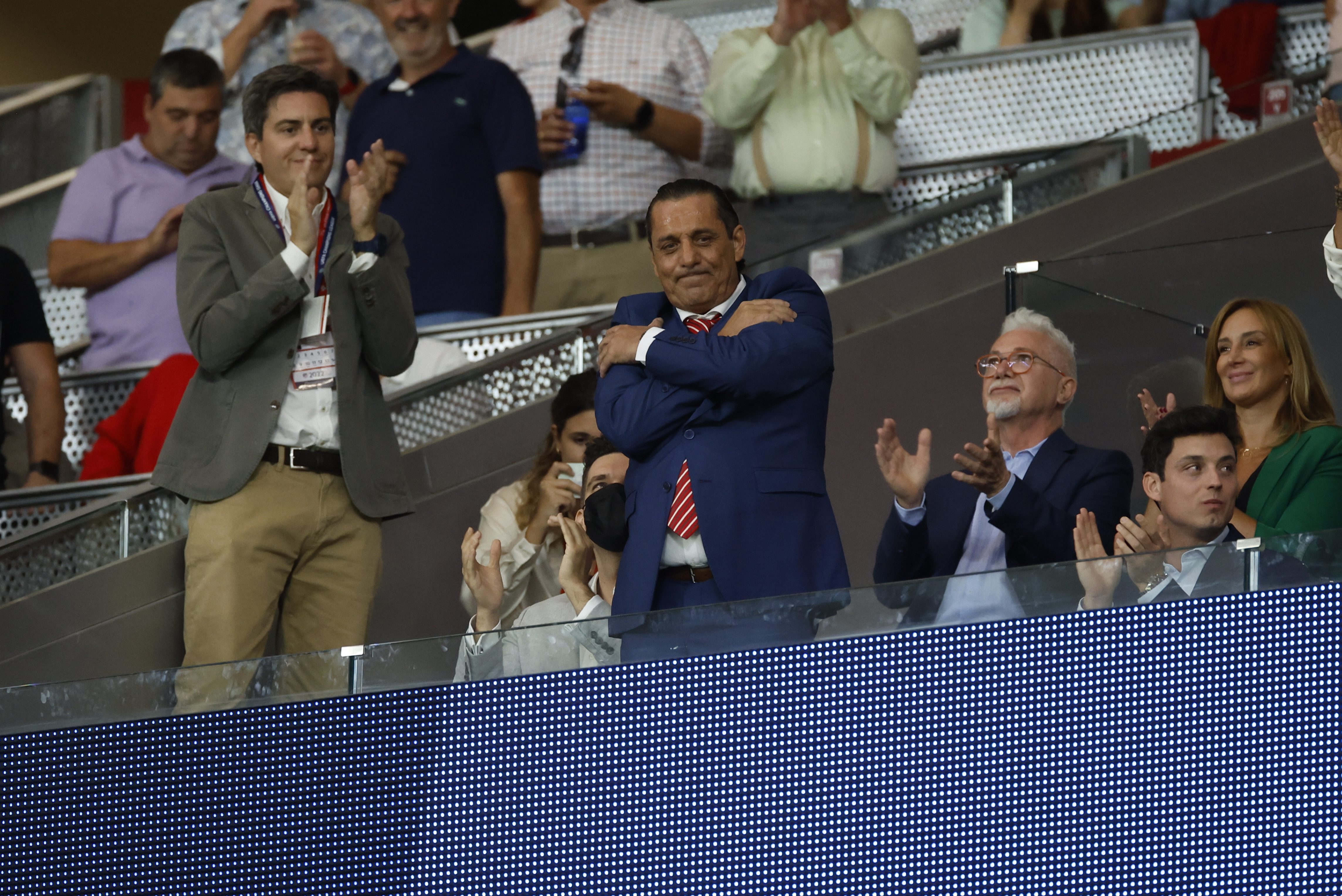 Emotivo homenaje del Atlético a Futre tras su derrame cerebral: "Estoy ...