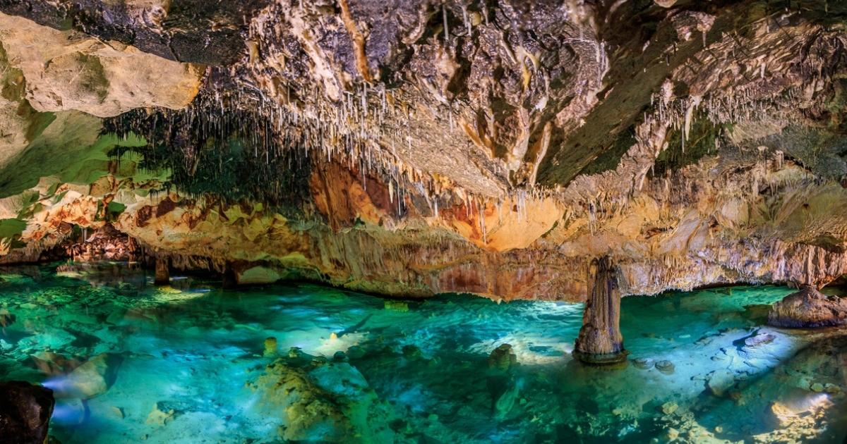 Las 20 cuevas más impresionantes de España