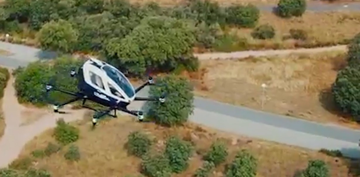 La Policía Nacional, primer cuerpo europeo en utilizar un 'megadrón ...