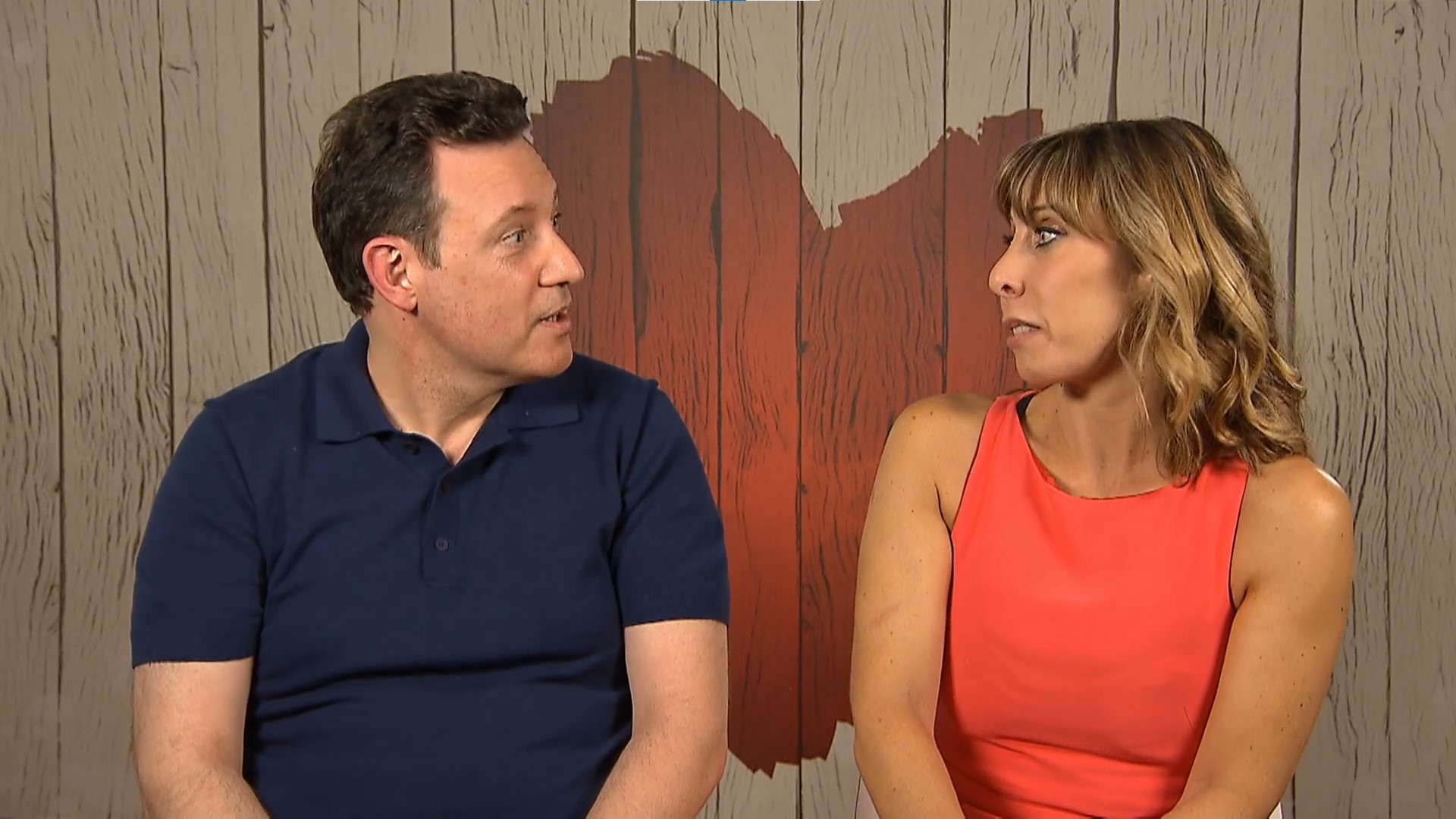 Toni, en 'First Dates': "Colecciono réplicas de dinosaurios, tengo unas ...