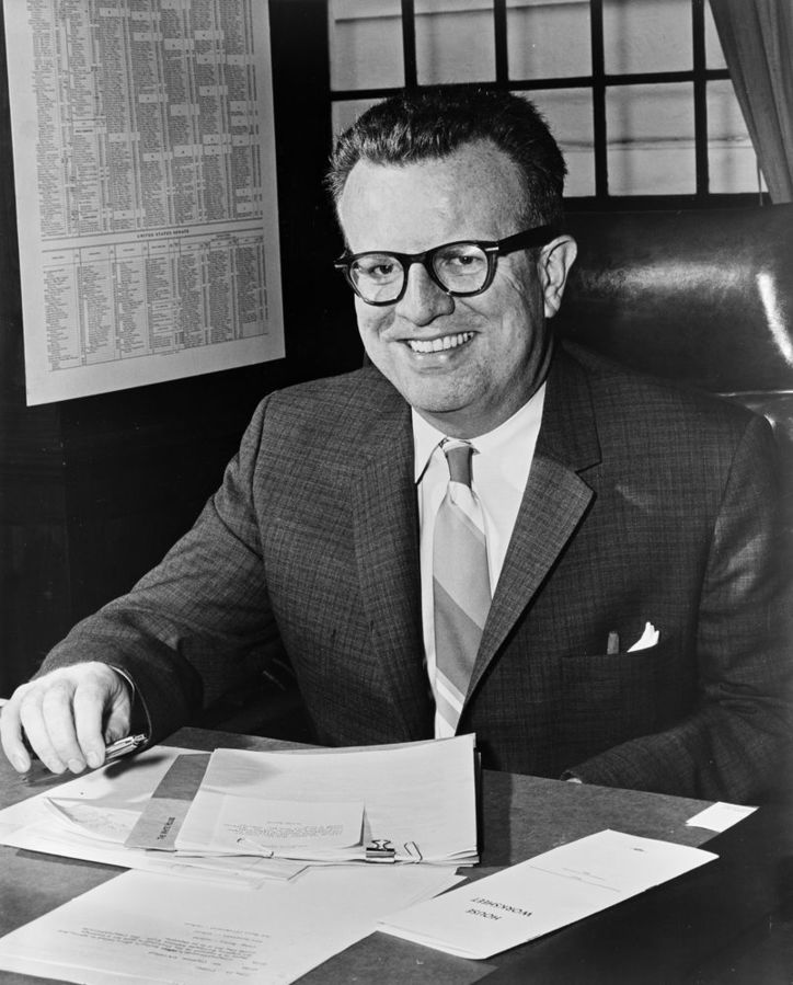 Quién fue... Larry O'Brien: el comisionado de la NBA que presenció el ...