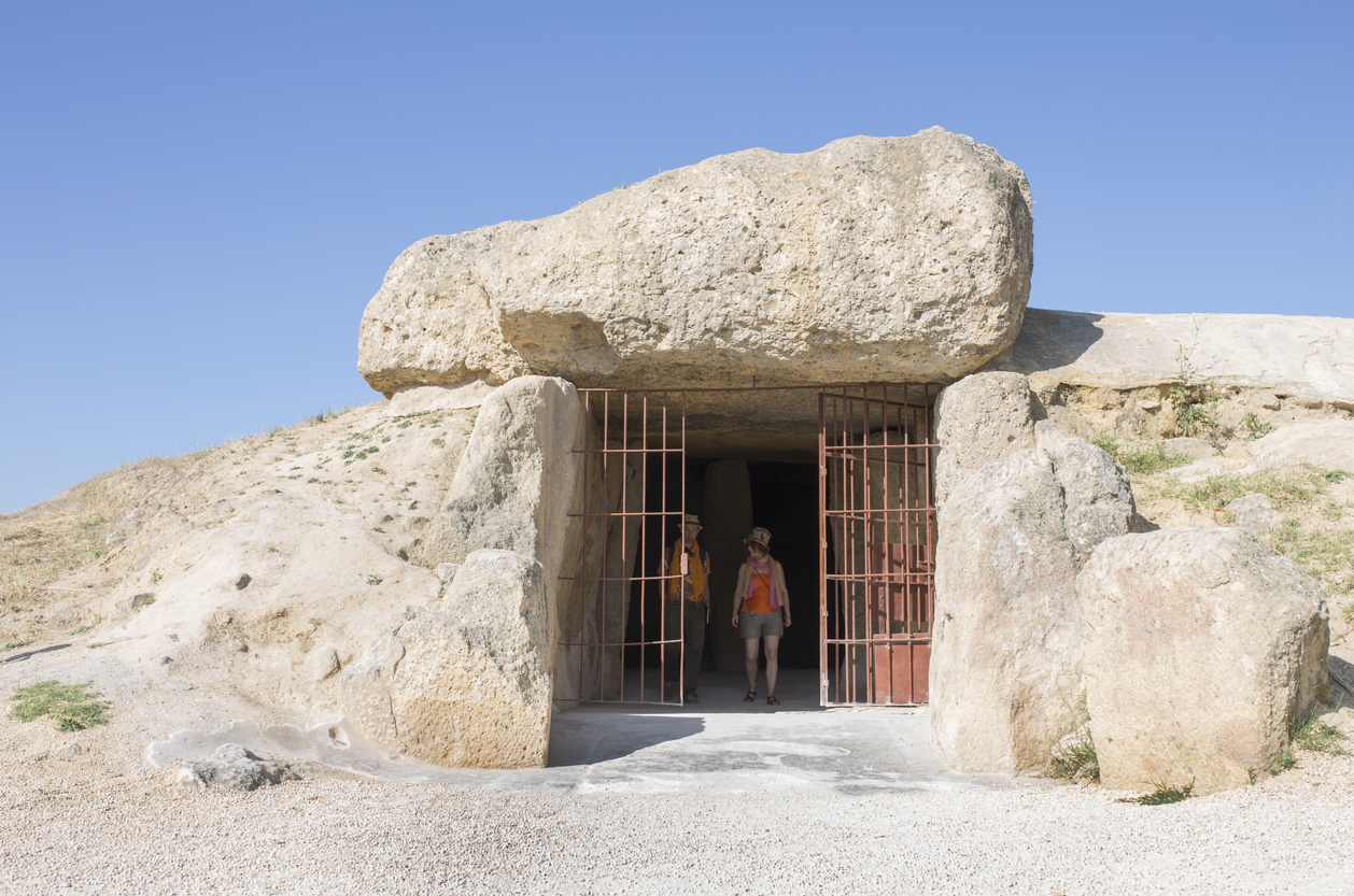 El increíble dolmen de Málaga con más de 6 mil años que es una joya de ...
