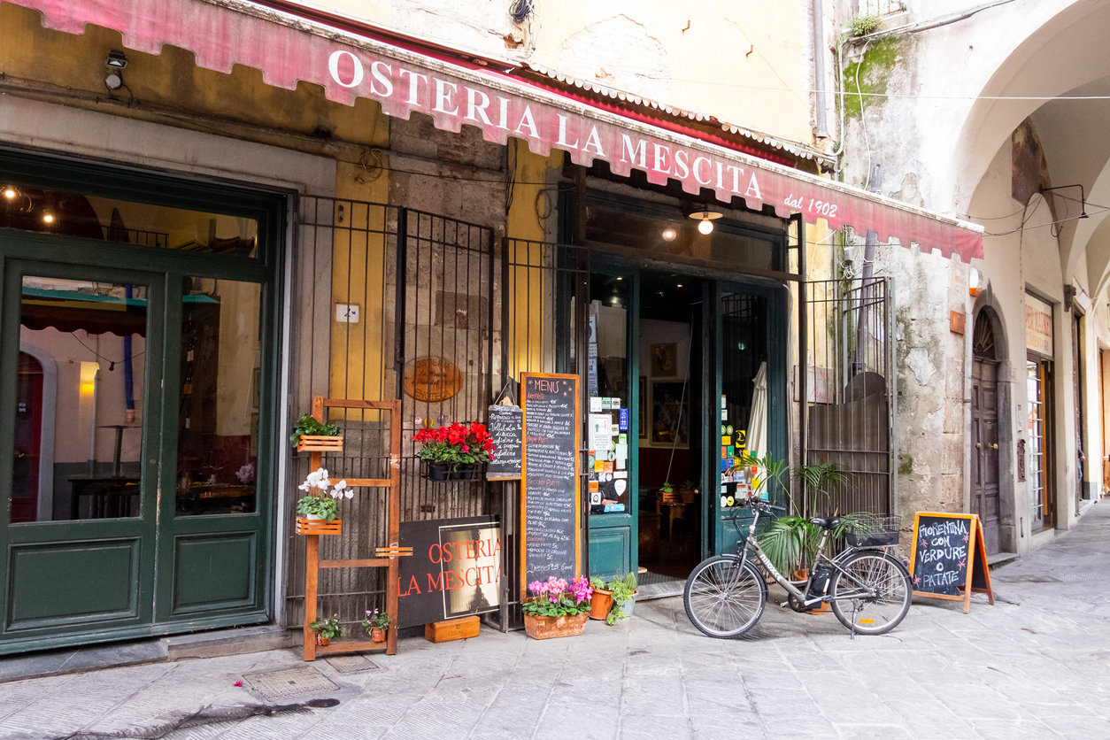 De la ostería a la rosticceria: los 8 tipos de restaurantes que puedes ...