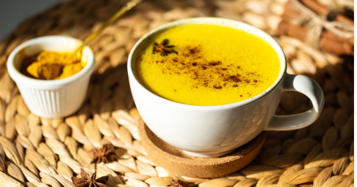 ¿Qué es la 'golden milk' o leche dorada? Descubre sus secretos y cómo ...