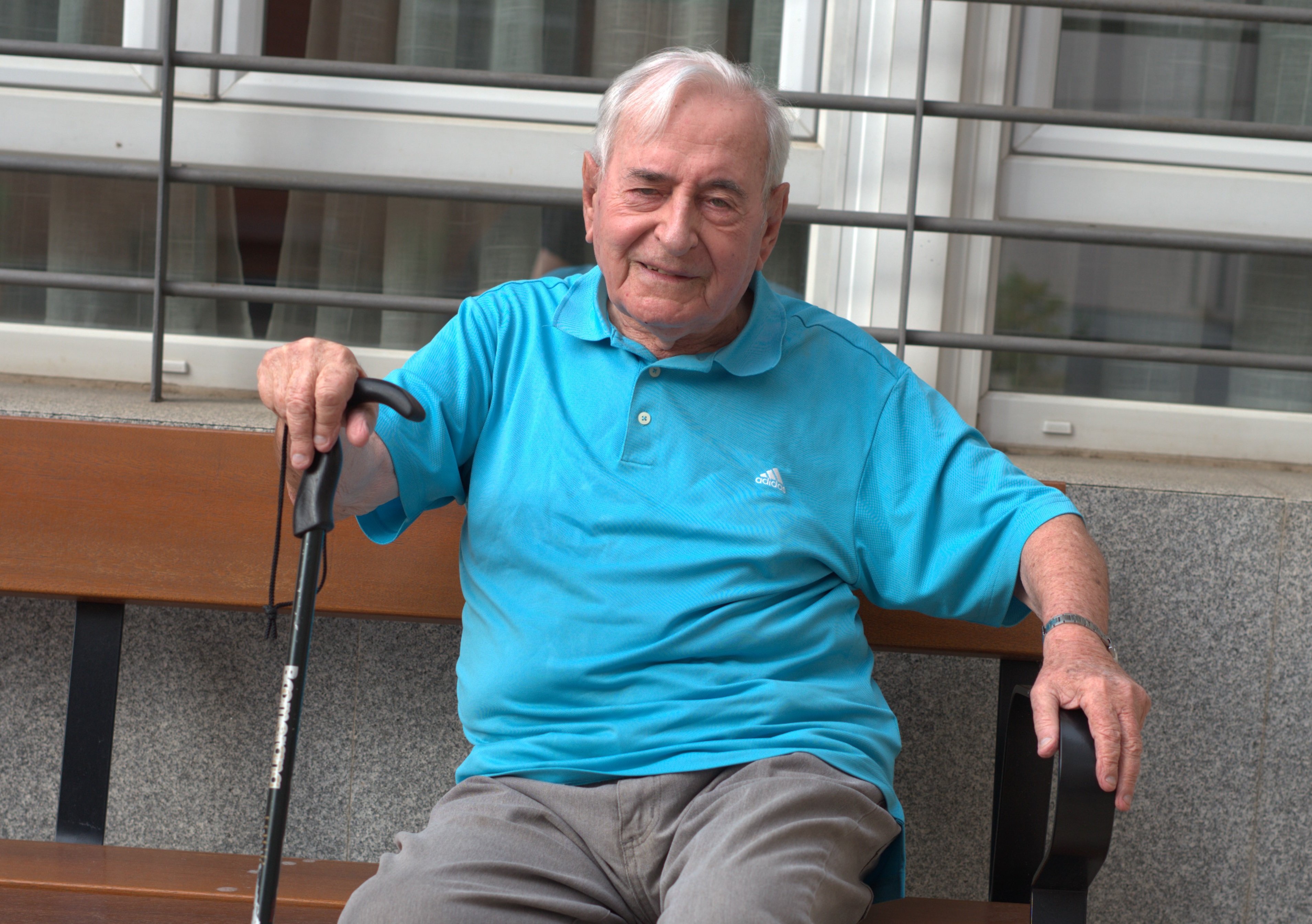 El padre Parladé, evacuado de Sudán: "Nos bombardearon la veranda y la ...