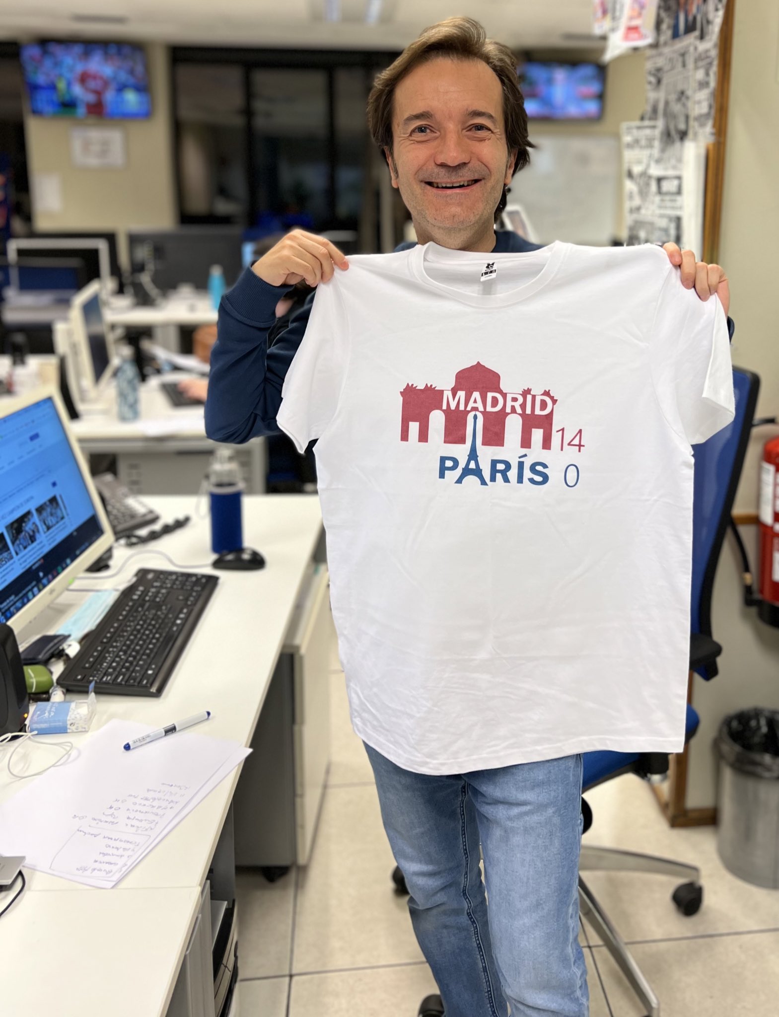 El periodista Willy Valadés, ingresado en un hospital de Madrid, según ...