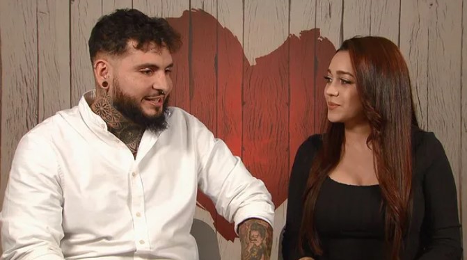 Sara, en 'First Dates': "Antes era auxiliar de enfermería, ahora hago ...