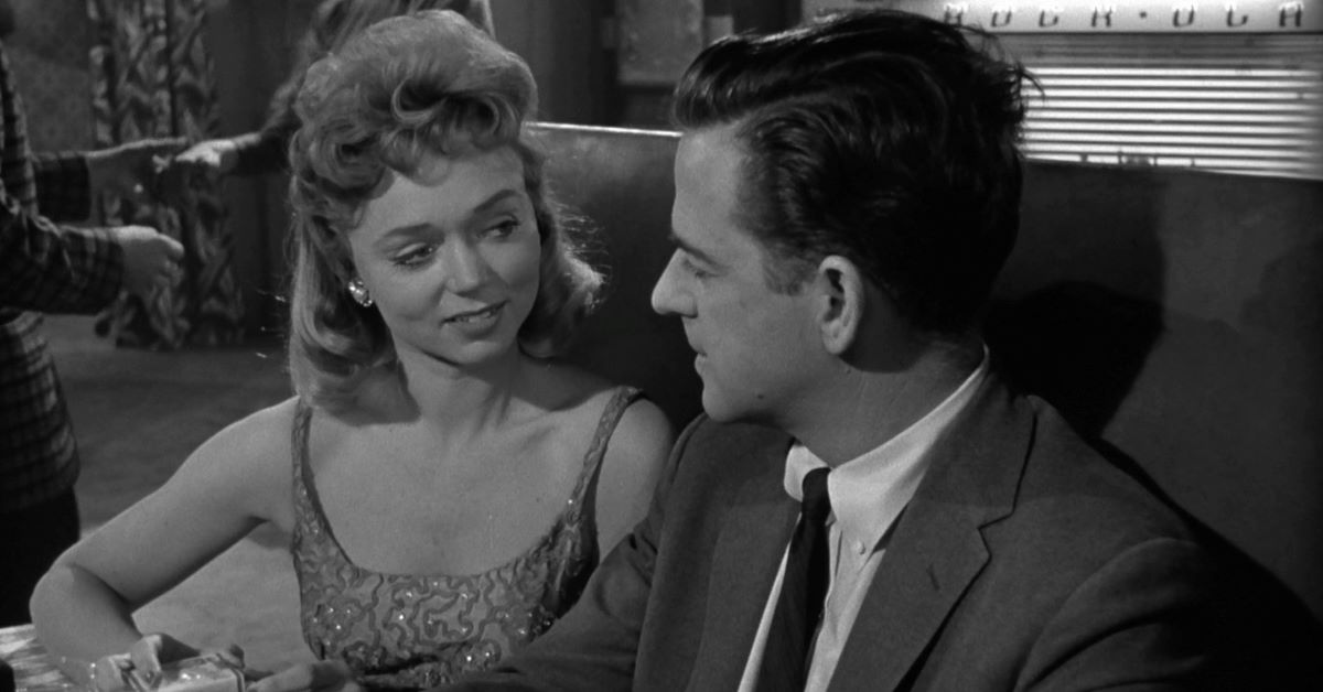 Yvette Vickers, la actriz de los autocines que apareció momificada