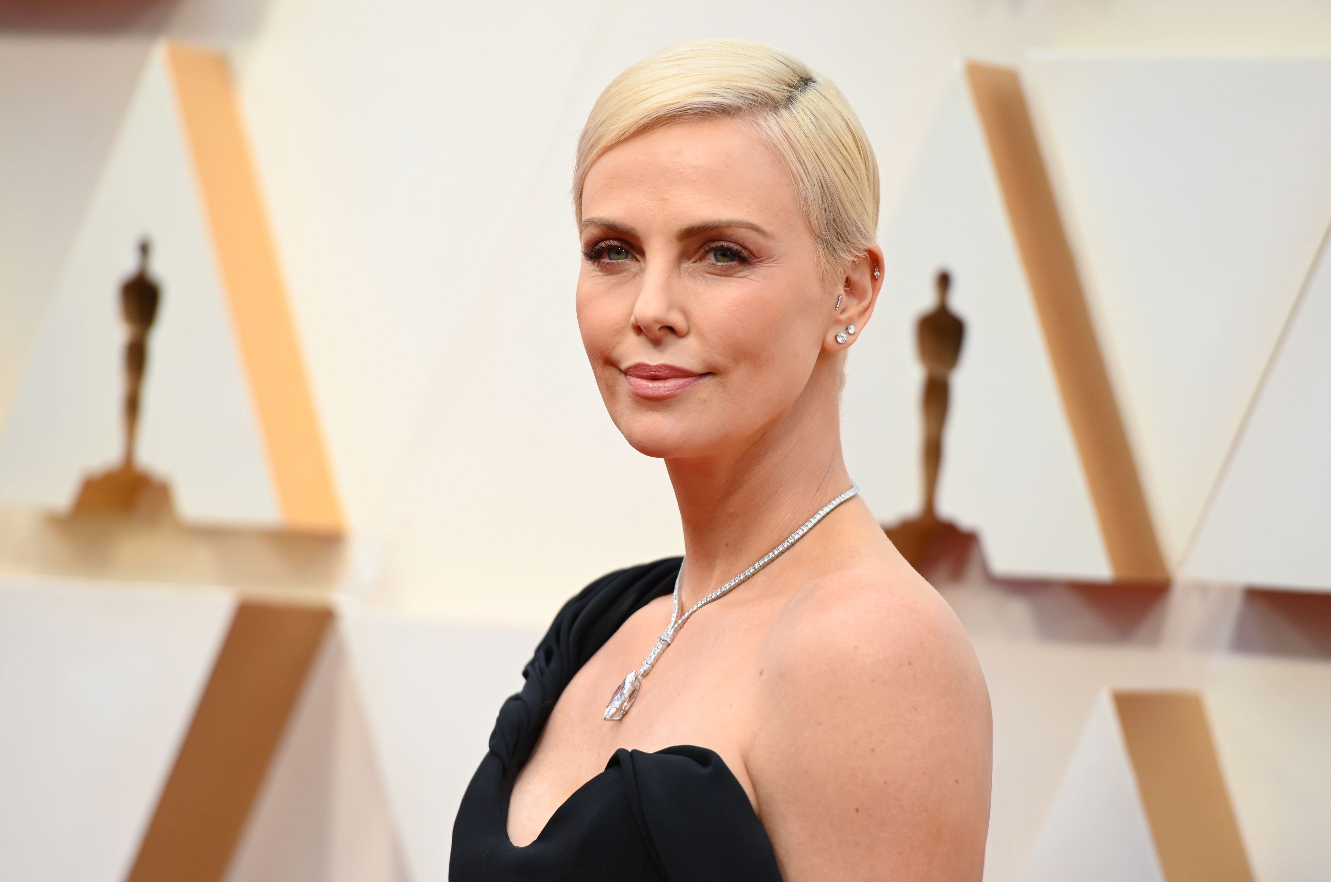Charlize Theron se niega a ganar 18 kilos otra vez para interpretar un ...