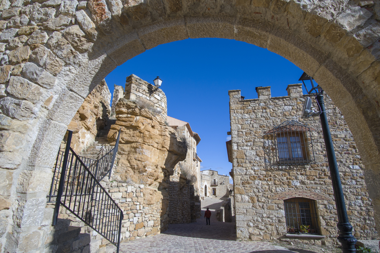Uno de los pueblos más bonitos de España está en Castellón: vestigios ...