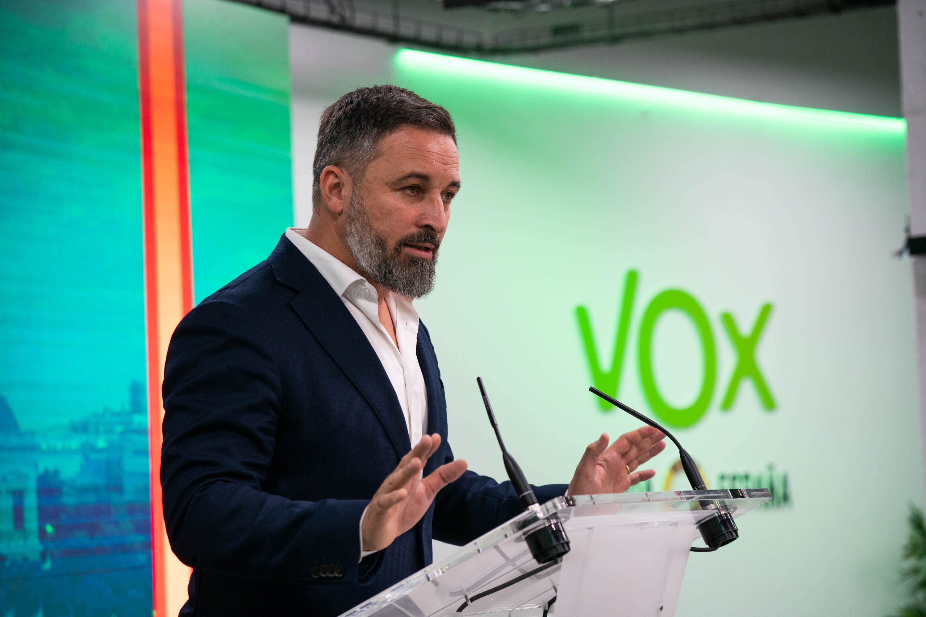Vox denuncia que Abascal fue desconvocado tras aceptar una invitación ...