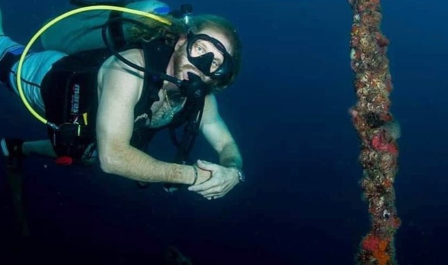 Joseph Dituri bate el récord del mundo bajo el agua: 100 días en un ...