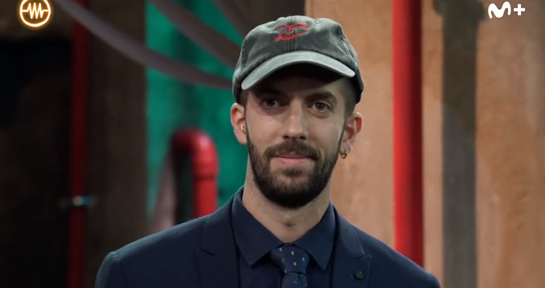 La reacción de Broncano tras uno de los regalos de La Zowi, su invitada ...