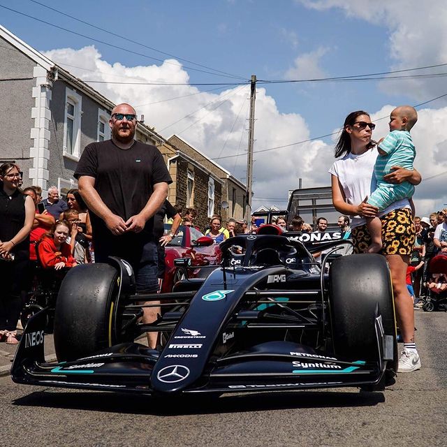 La inolvidable sorpresa de Hamilton y Russel para el pequeño Morgan ...