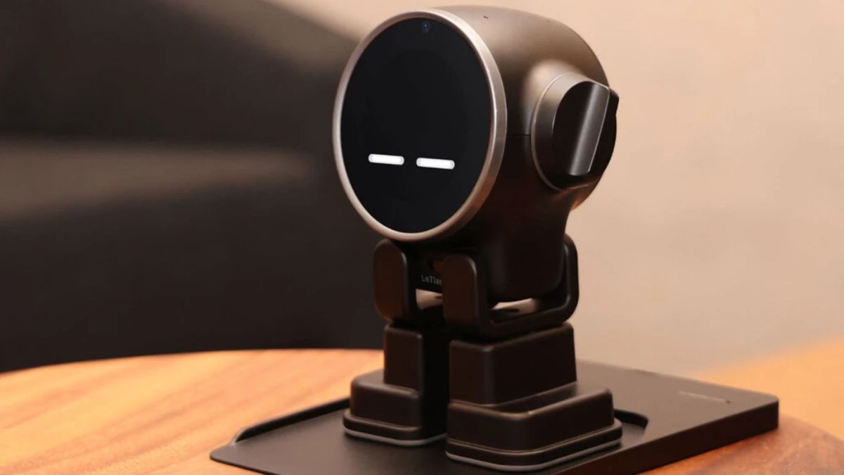 Este mini robot de mesa puede hablar con los usuarios gracias a la ...
