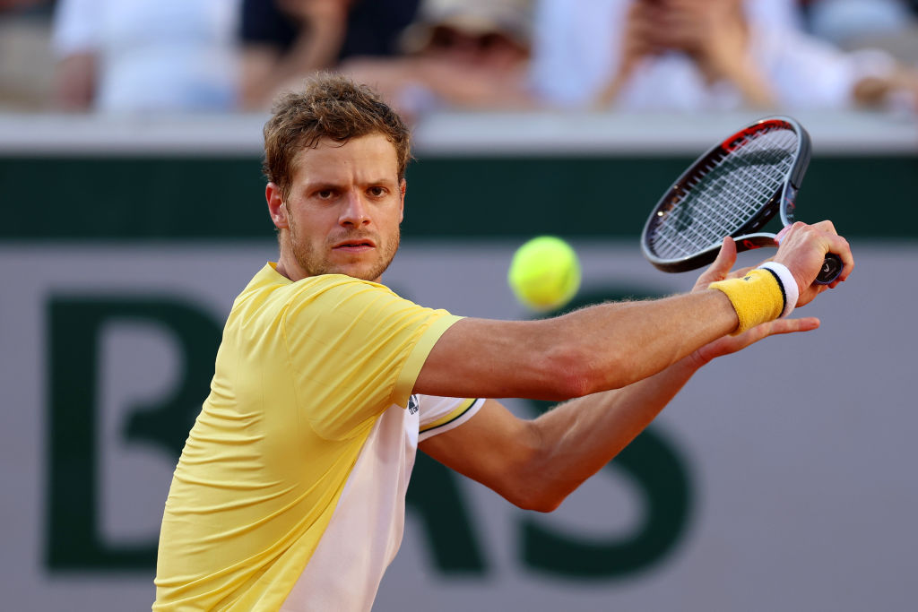 ¿Puede haber una jugada más absurda?: Yannick Hanfmann se confía y ...