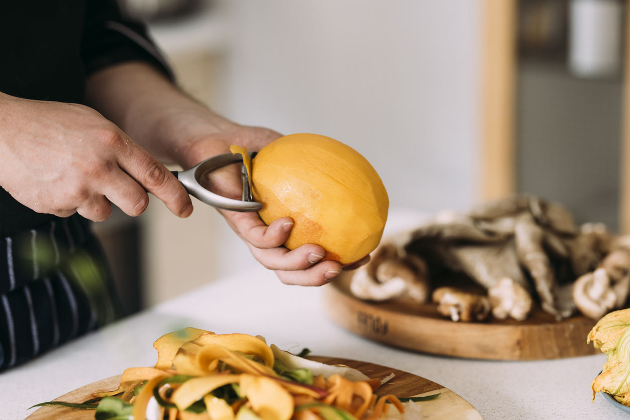 Tres recetas con mango baratas, fáciles y refrescantes para este verano