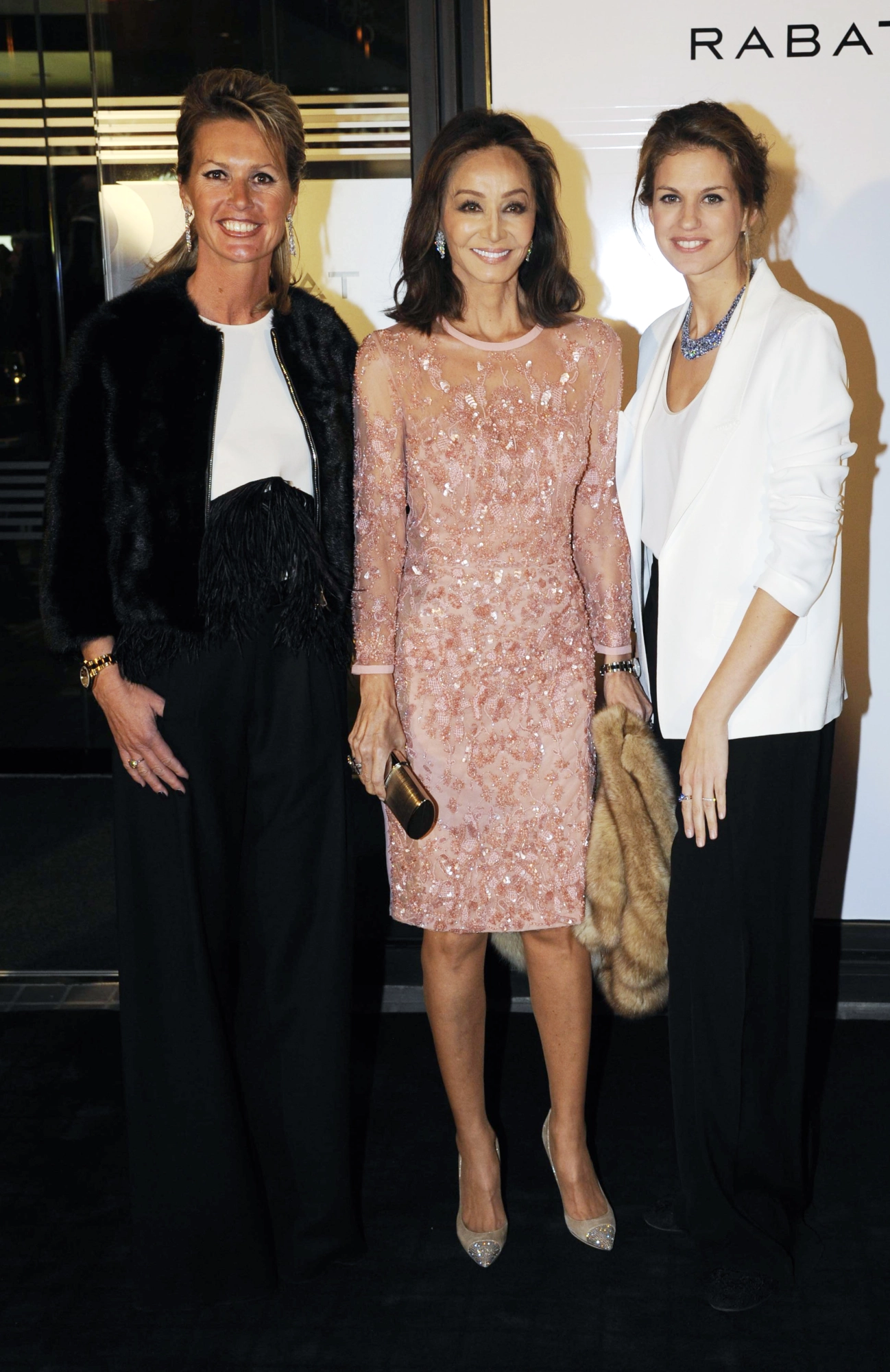 Fotos: Isabel Preysler de invitada: estos son sus mejores looks ¿qué ...