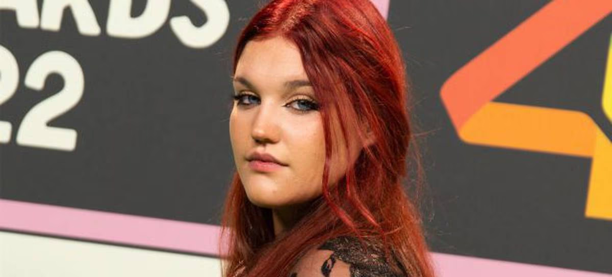 Quién es Samuraï, la artista emergente que ya triunfa en el pop-rock ...