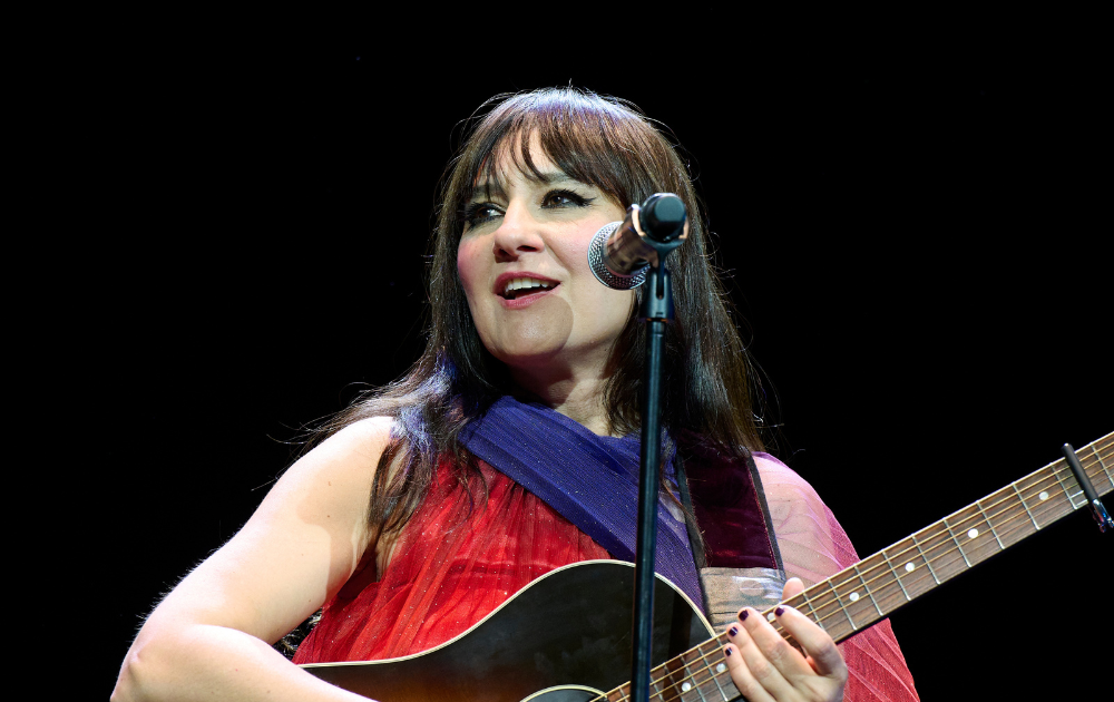 Fotos: ¿No lo sabías? Estos cantantes famosos actuaron en los Goya ...