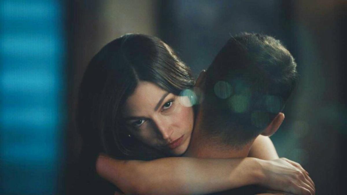 Úrsula Corberó y Quim Gutiérrez cuentan cómo fue rodar las escenas más íntimas de 'El cuerpo en ...