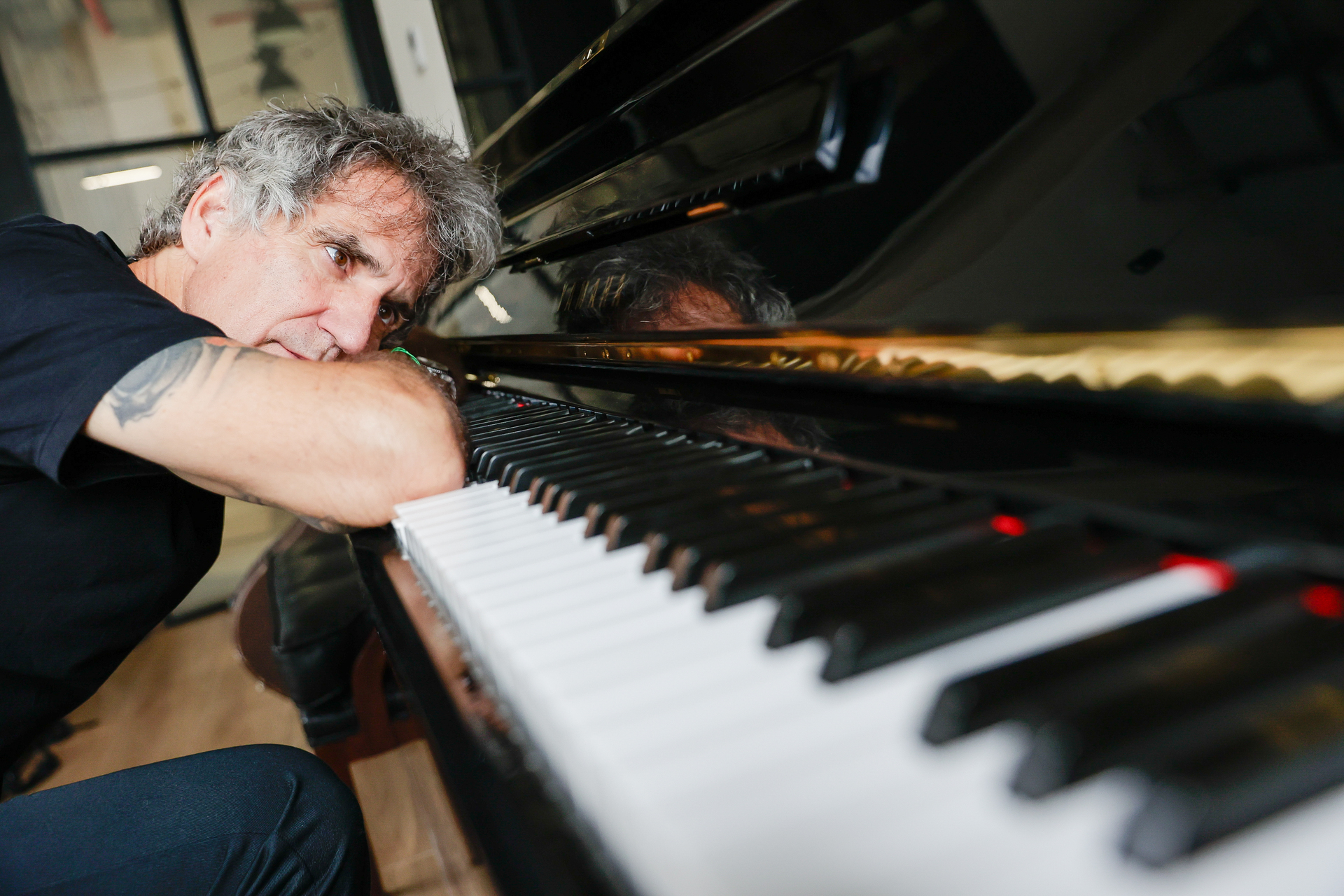 Entrevista | Mikel Erentxun: "He tratado de huir de Duncan Dhu, pero es ...