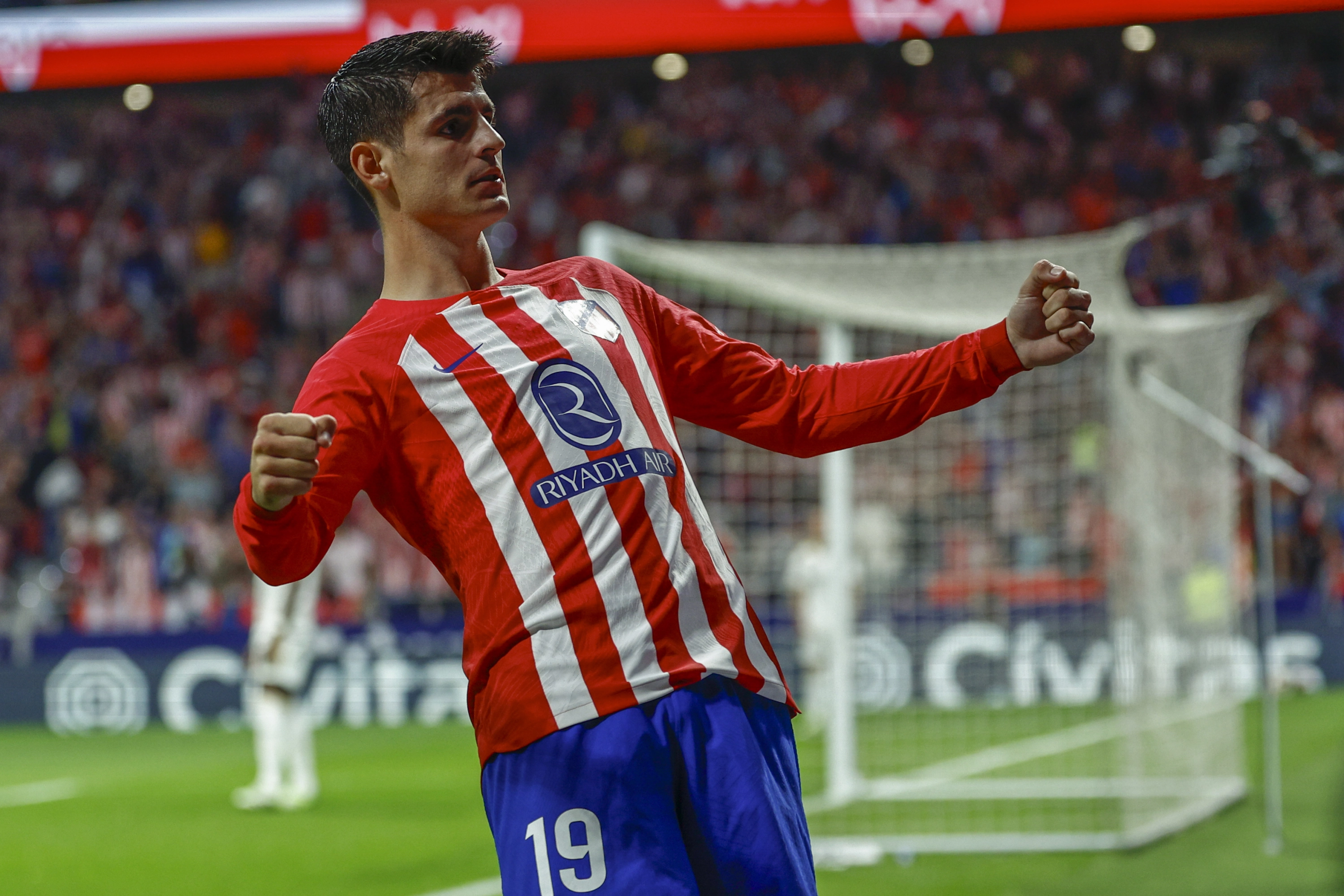 Morata lidera a un Atlético muy superior ante un flojo Real Madrid