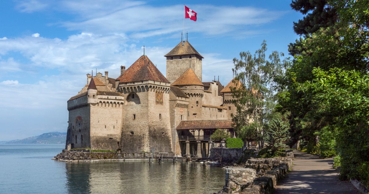 El sorprendente castillo medieval en el que está inspirado 'La Sirenita ...