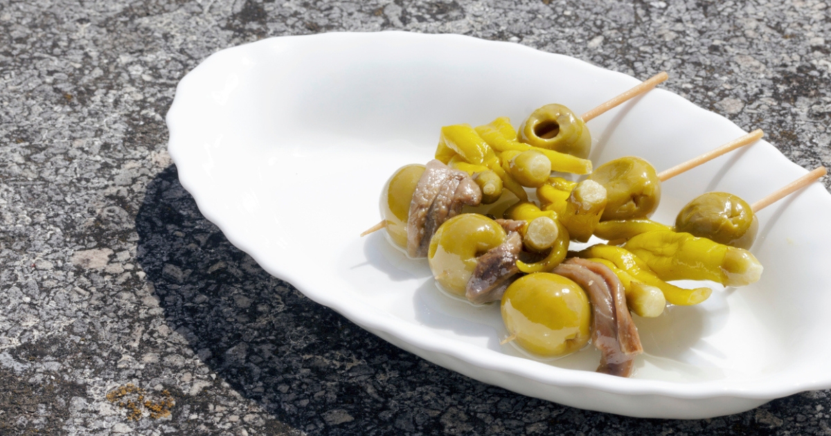 La historia de la gilda, el aperitivo más popular de España que lleva ...
