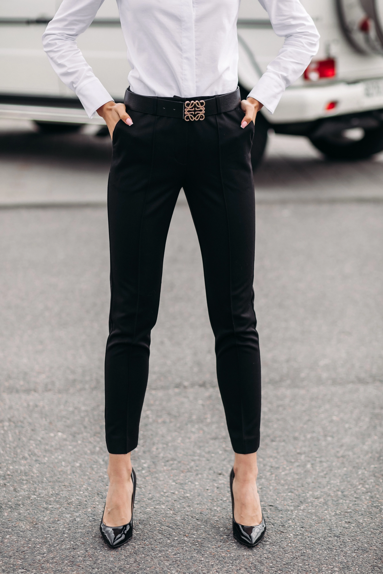 Vuelve el pantalón pitillo: cómo llevar la prenda tendencia y qué ...