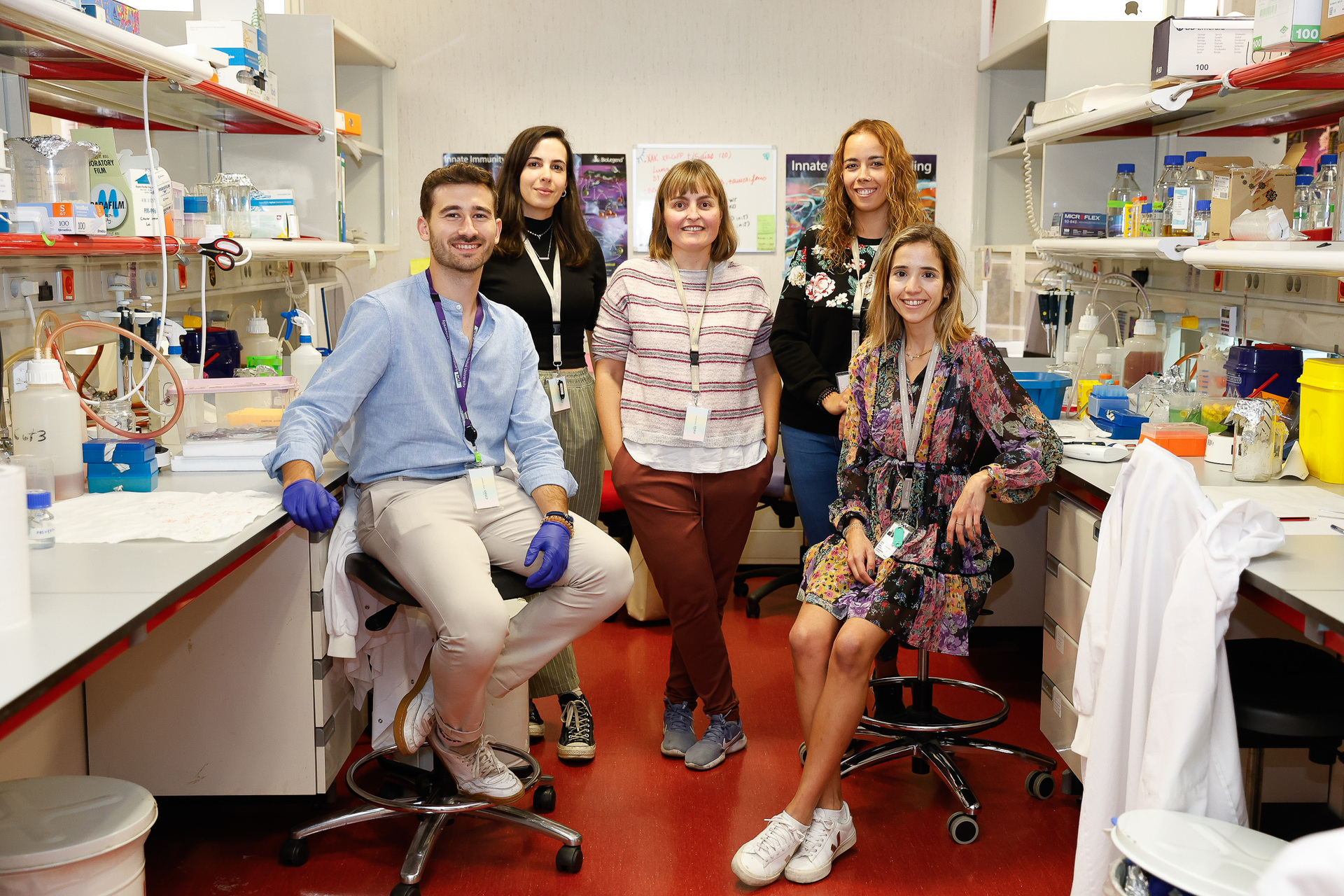 María Casanova, la bióloga que investiga para llegara a revertir las ...