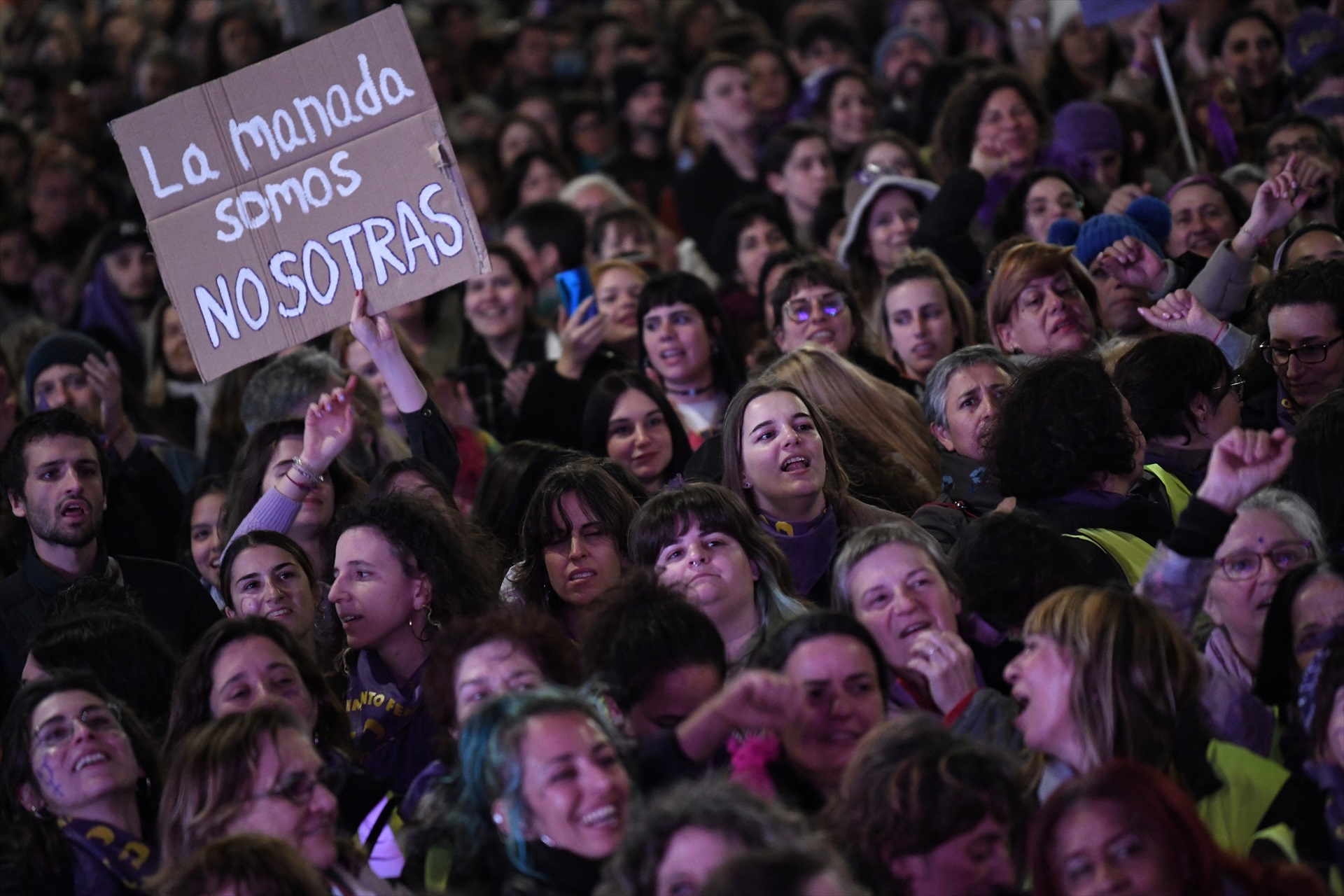 Mejores frases y lemas feministas para las pancartas de la ...