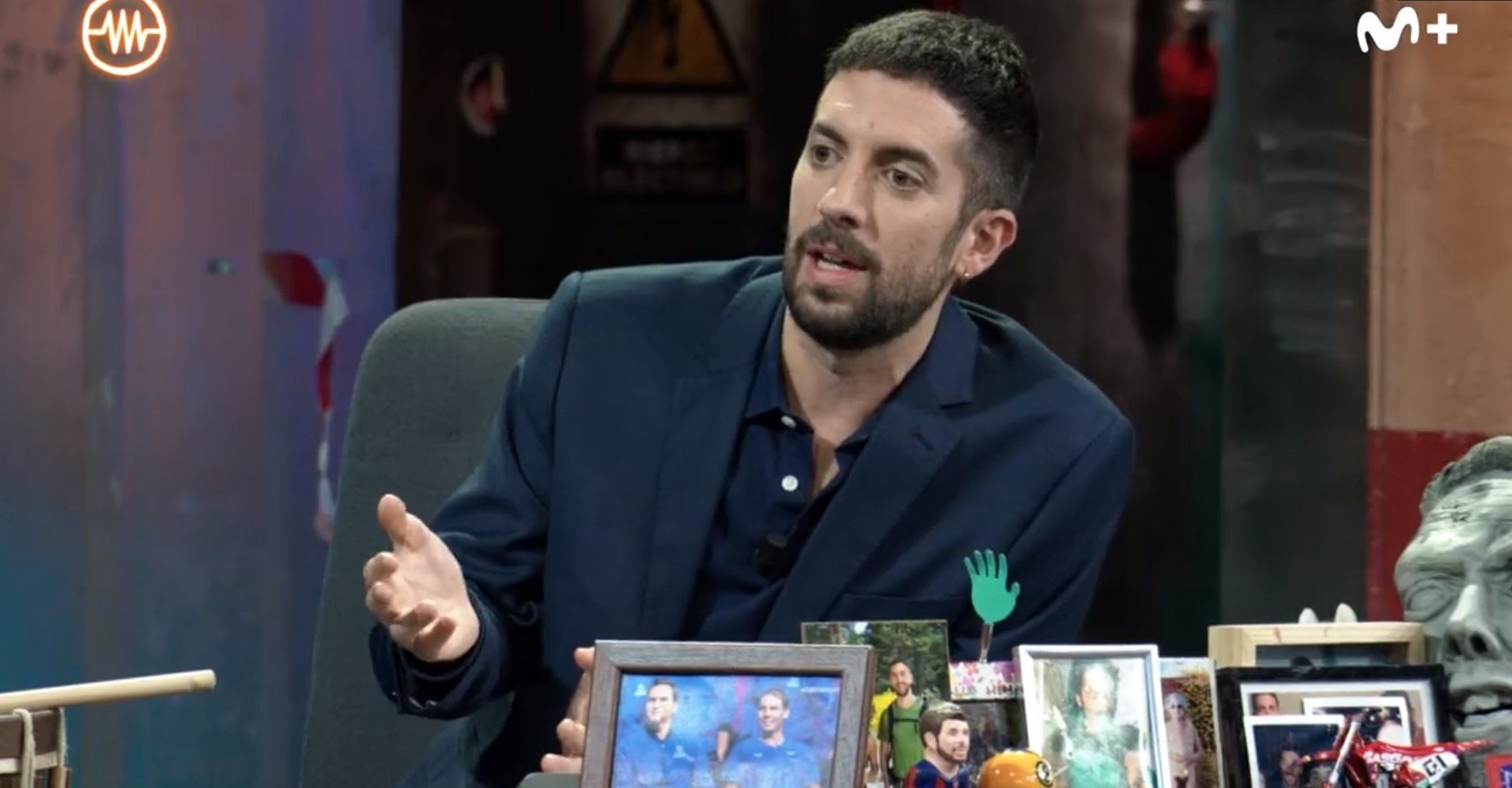 Broncano interrumpe la entrevista a Macarena García y Ana Rujas para ...