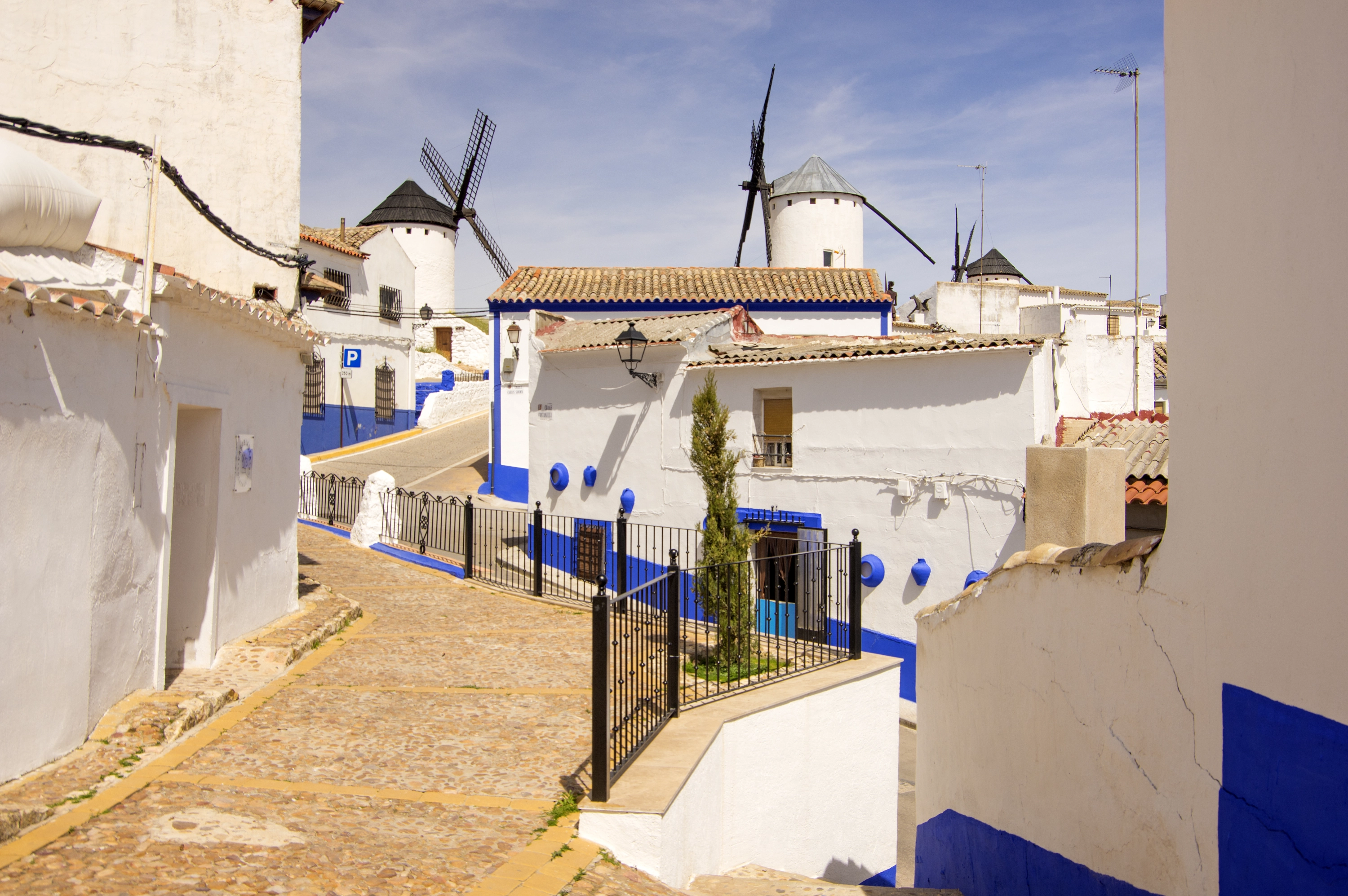 Descubre los molinos de viento de Don Quijote: itinerario por los ...
