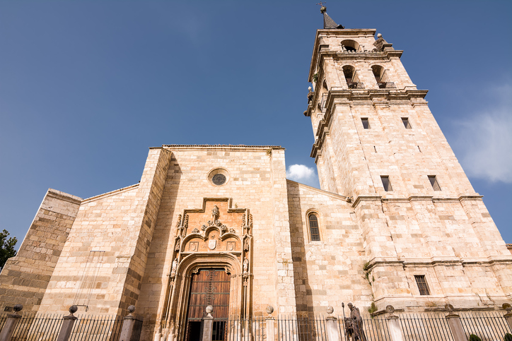 Qué ver y hacer en Alcalá de Henares: 10 monumentos y edificios imprescindibles
