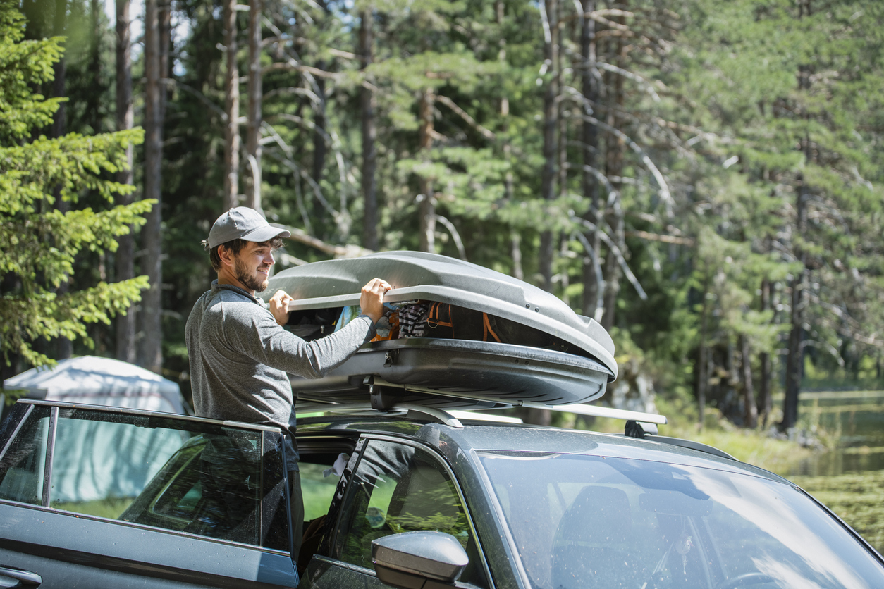 ¿Cómo se debe llevar la carga en la baca del coche? La DGT lo aclara